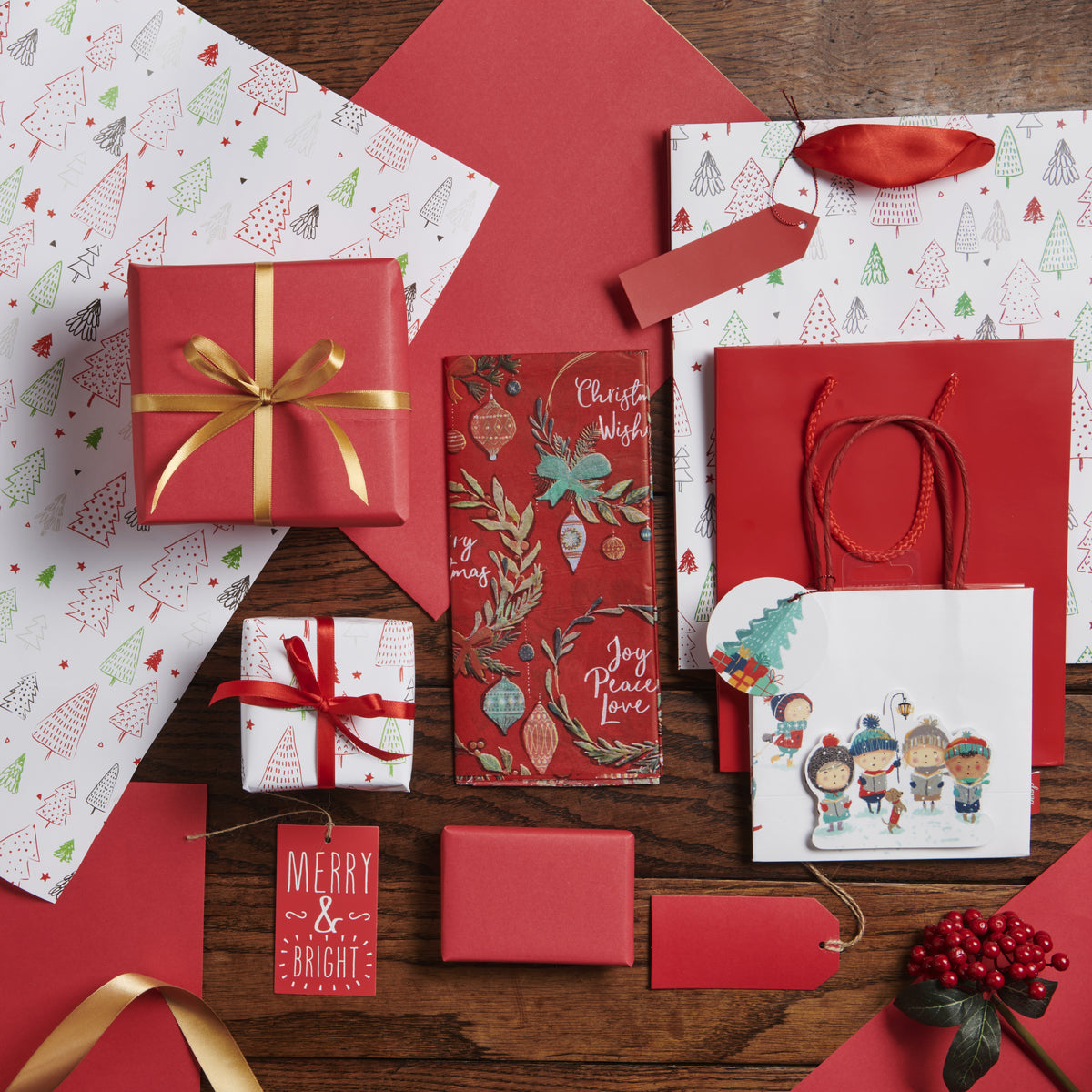 3 Sheets of Flat Red Wrap – Macmillan Cancer Support Shop